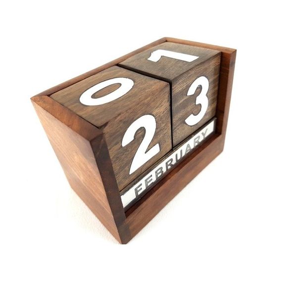 Kalendarz drewniany na biurko 11.5x6x7 - Arena.pl