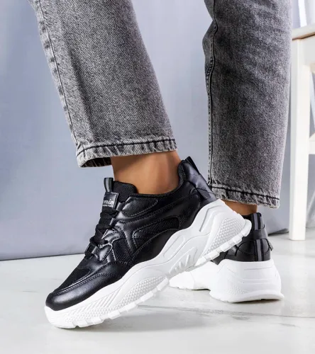 Kup Czarne sneakersy buty sportowe na masywnej podeszwie Lorene 38 na ...