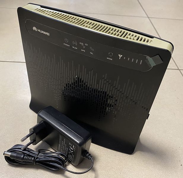 Router Modem 4G/LTE Huawei B593s-22 powystawowy black - Arena.pl